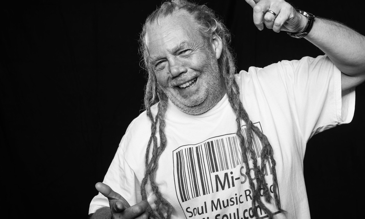 Gordon Mac | Modern Woman